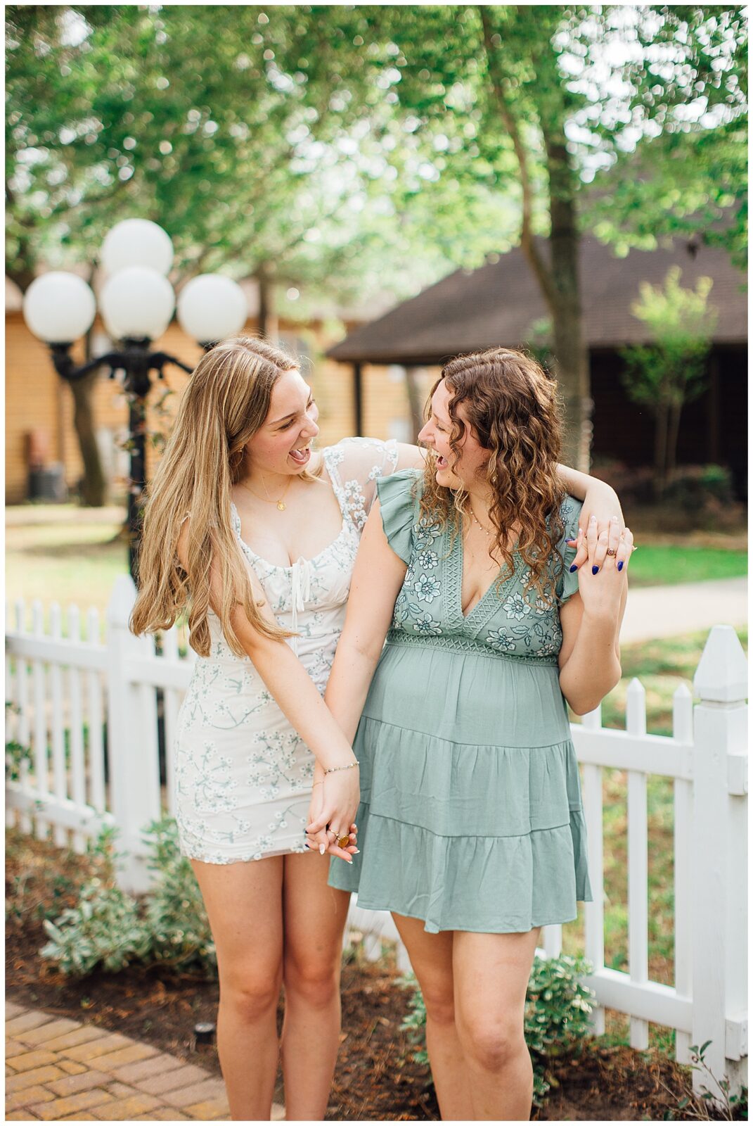 Best Friends Senior Pictures | Reed Gallagher Photograph